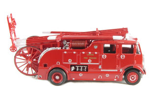1:76 1950s AEC Fire Engine - AWESOME COLLECTABLES