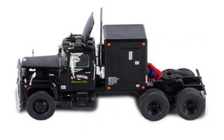 1:43 1966 Mack R-Series - AWESOME COLLECTABLES