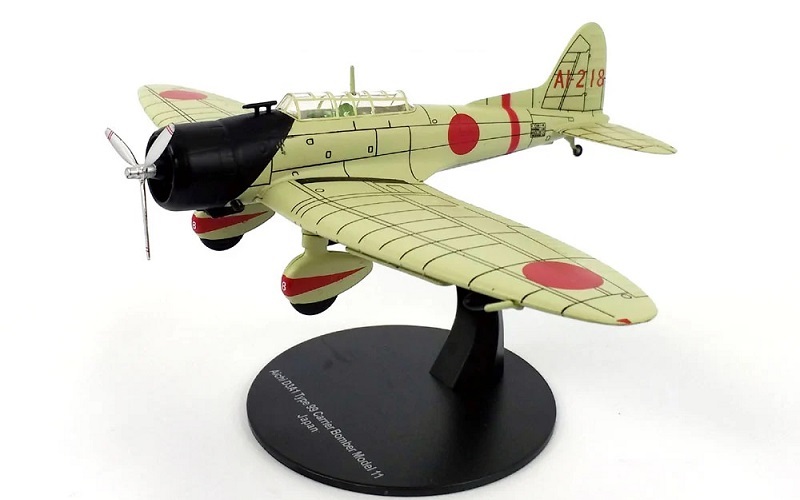 1:72 1941 Aichi D3A Type-99 Val Dive Bomber - AWESOME COLLECTABLES